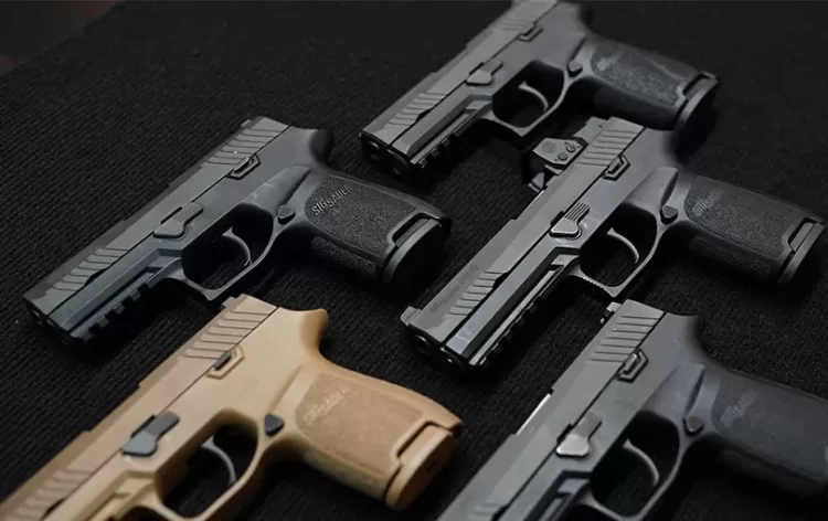 Negócio legal de armas de fogo ganha espaço em Angola – OPaís