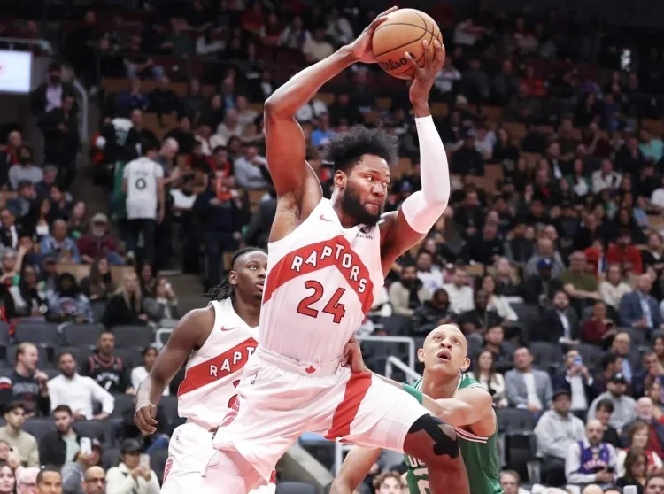 Bruno Fernando protagoniza exibição de “luxo” pelo Toronto Raptors na ...