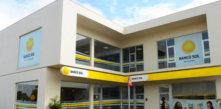 Banco Sol pode despedir 30% dos seus trabalhadores nos próximos meses ...