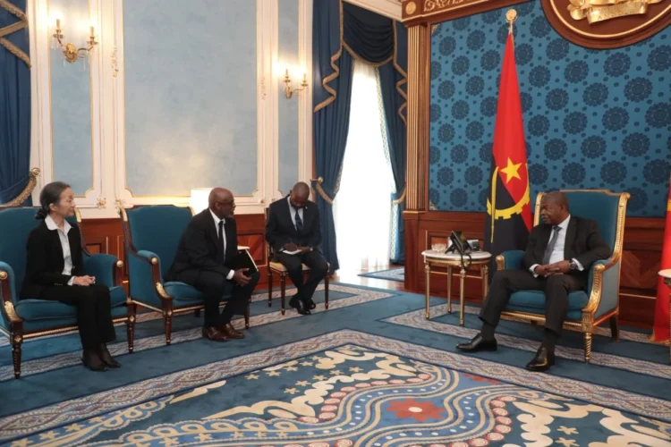 FMI avalia projectos em Angola – OPaís